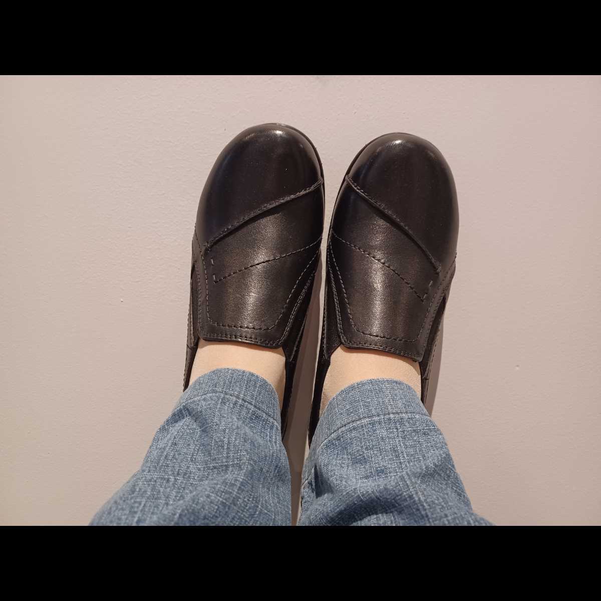 Comfy Steps Jemima Womens Black Leather Shoe-120331 | Shoe Zone