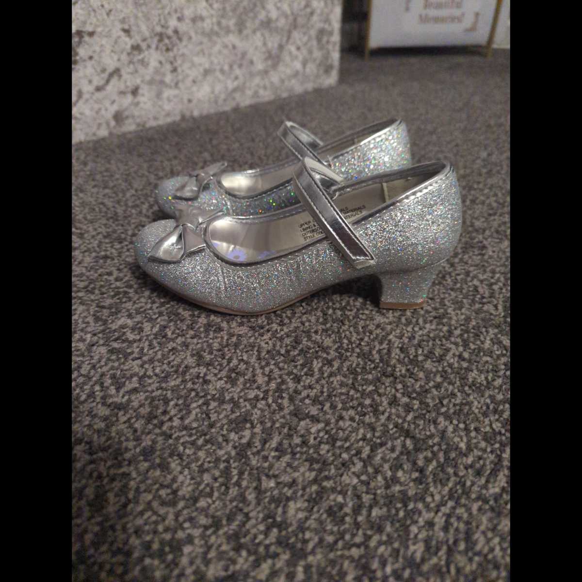 Lilley Sparkle Lacey Girls Silver Glitter Heel-208032 | Shoe Zone