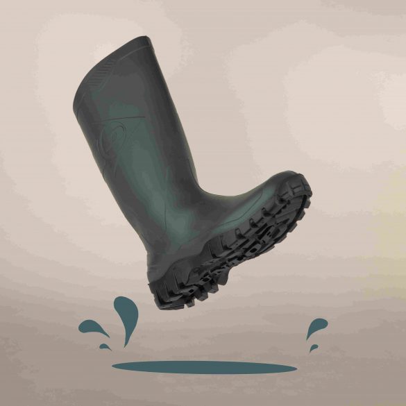 Wellies and Waterproof Boots for Walks | shoezone Blog